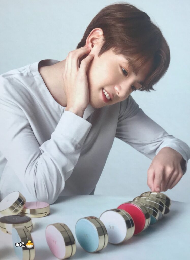 VT ESENCE SUN PACT SPF 50+ PA+++ | K-Shop Cosmetics